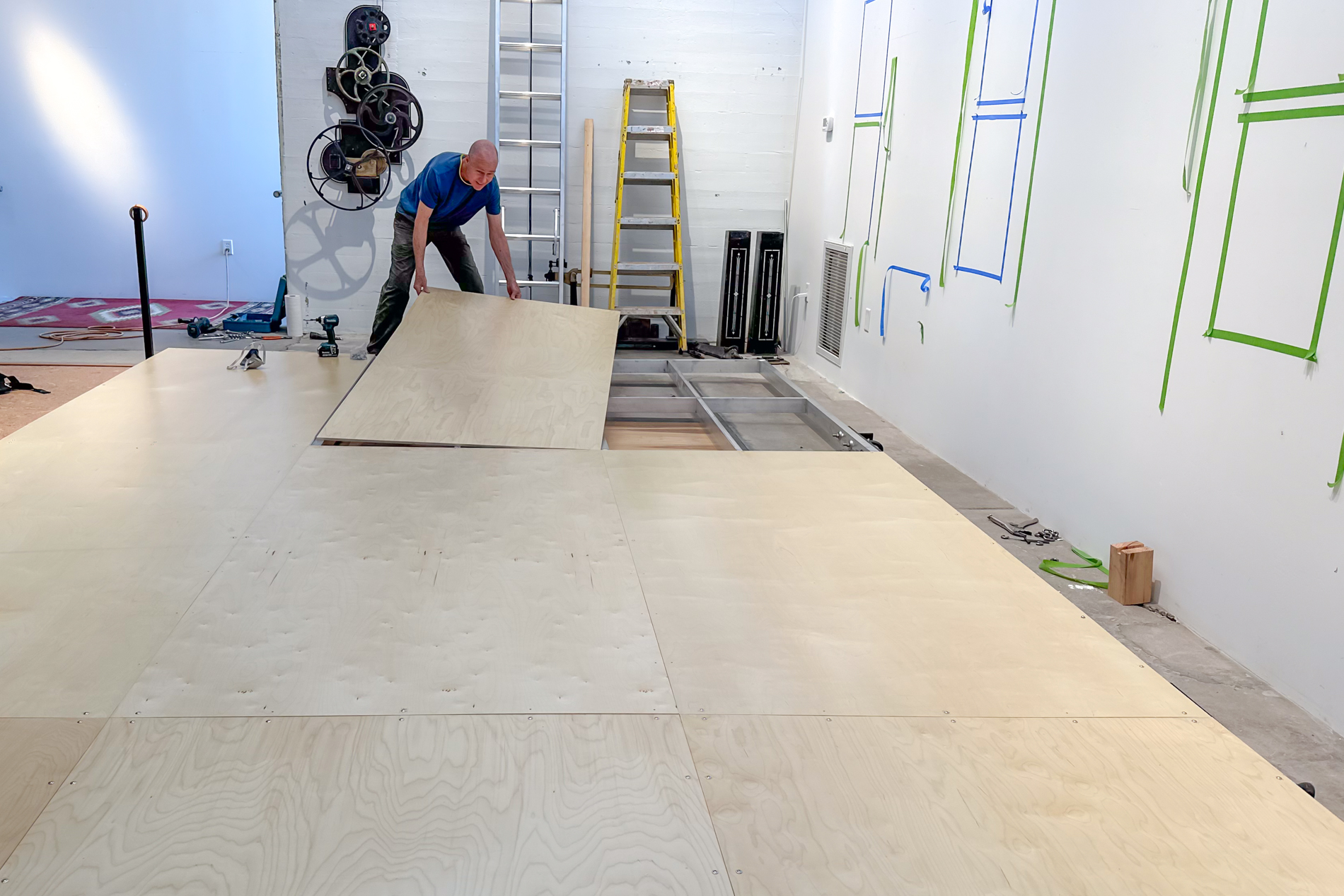 Making The Big Rug Exhibit - Affeldt Mion Museum